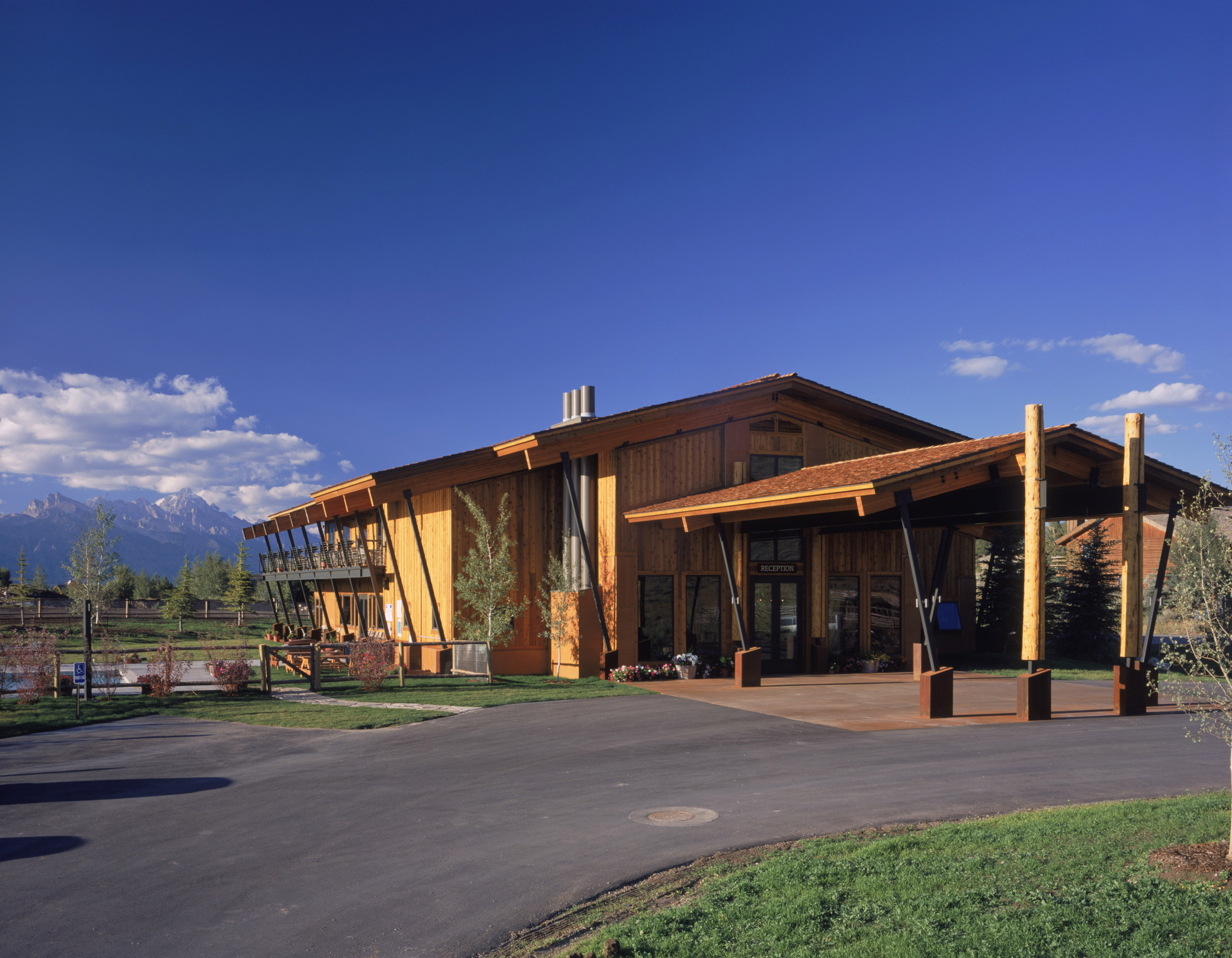 Exterior_4 | Spring Creek Ranch